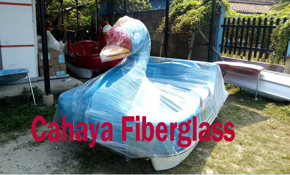 Jual sepeda air perahu bebek fiberglass harga murah - Pabrik Cahaya ...