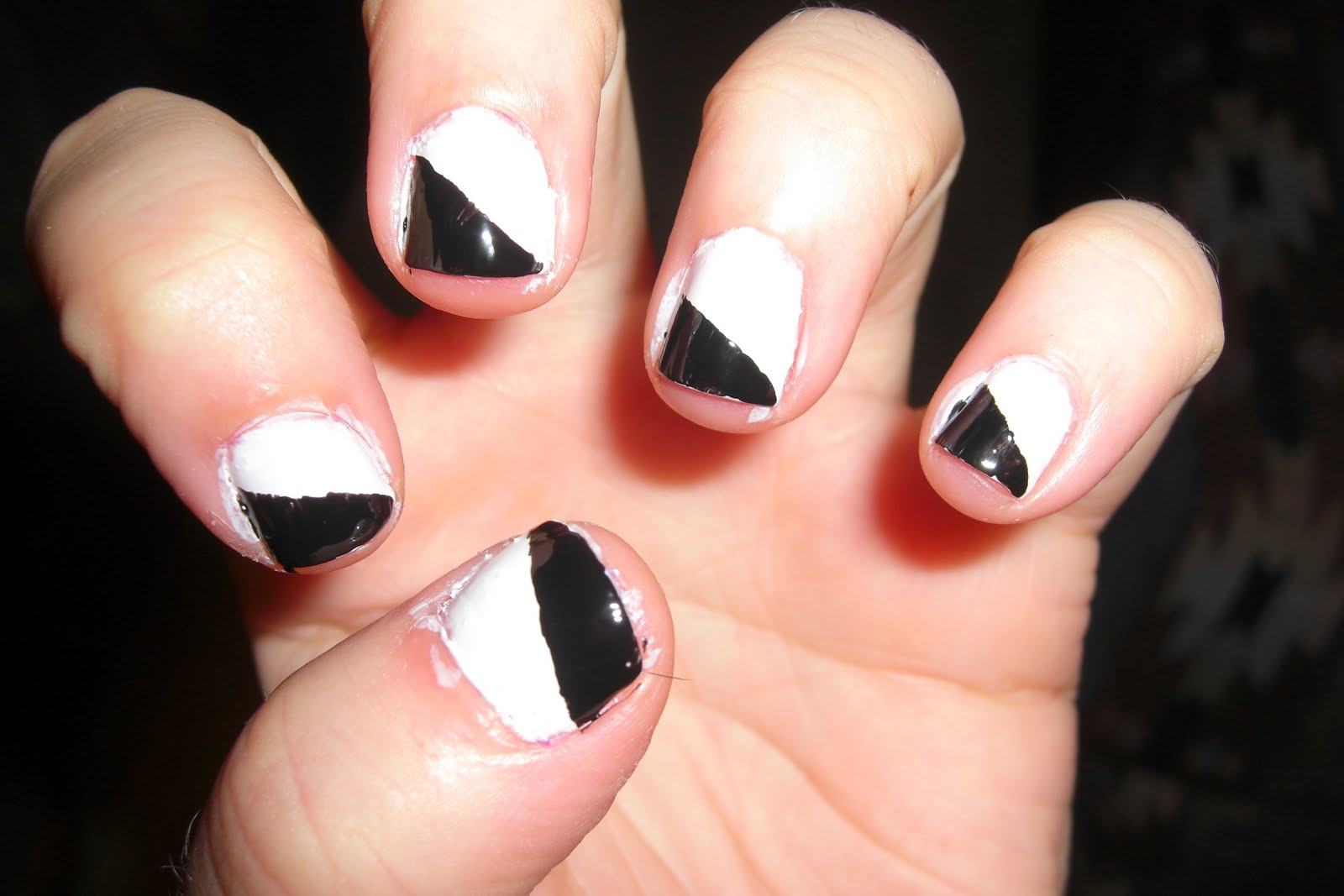 Create-A-Torium Crafts: Triangle nail polish