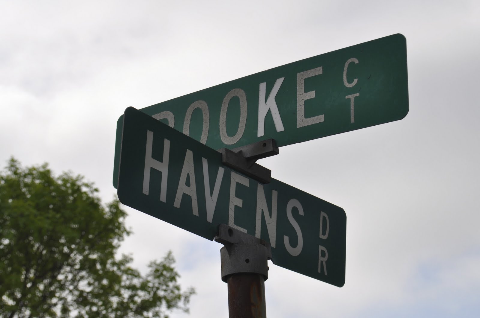 Adam Julia 6 Skew Lines Are Represented By The Street Signs adam-julia-6-skew-lines-are-represented-by-the-street-signs