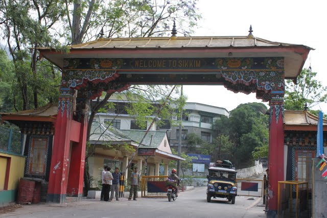 Splendours of Sikkim: Entering Sikkim