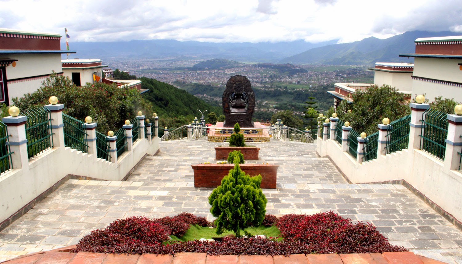 Places to Visit in Nepal: A Day Trip to White Gumba