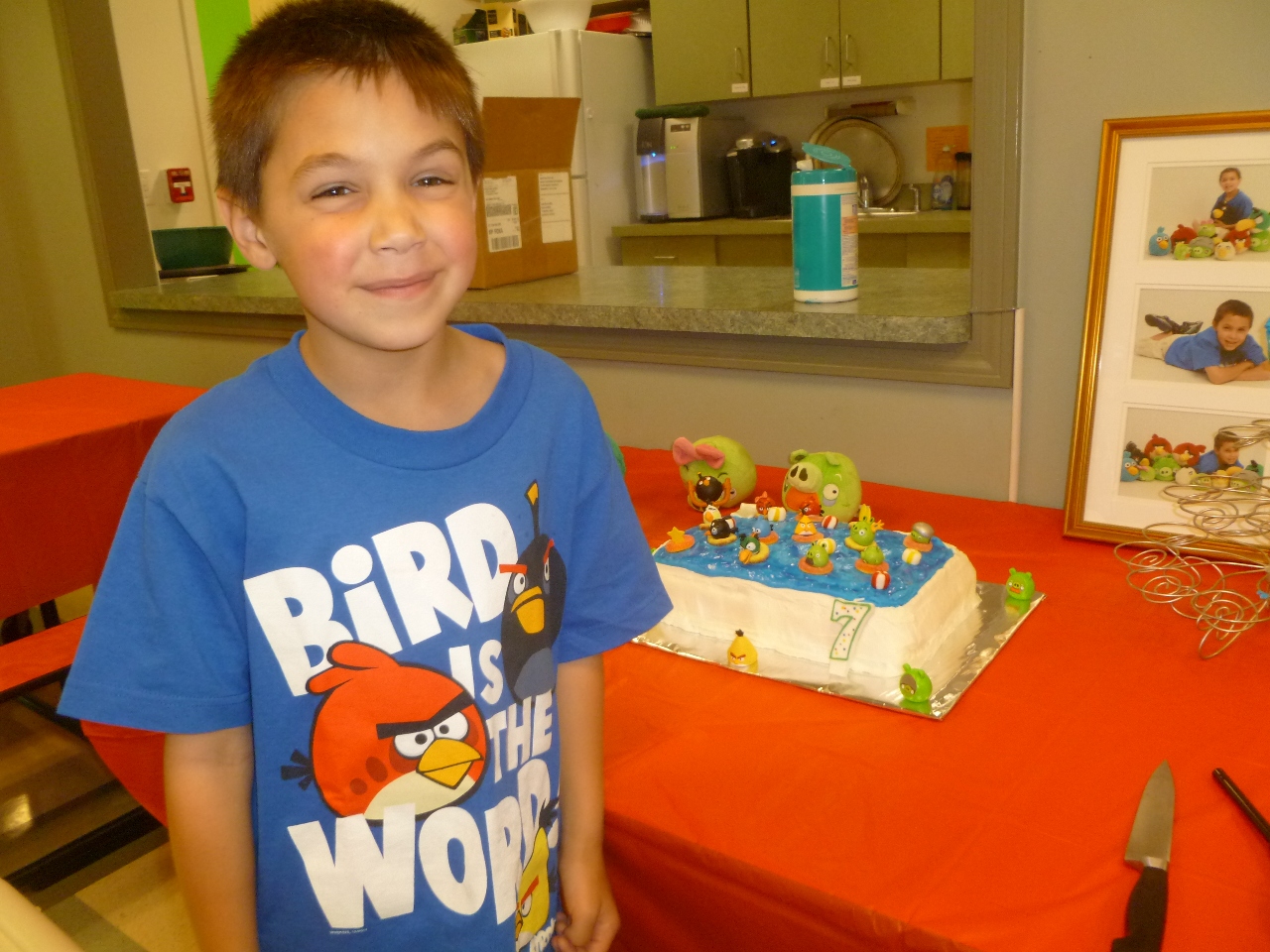 Evan and Lauren's Cool Blog: 5/21/12: Evan's Angry Birds 7th Birthday Party