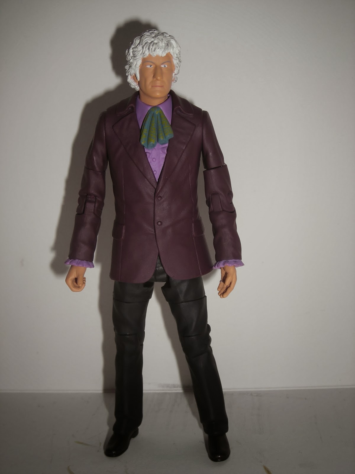 My Shiny Toy Robots: Toybox REVIEW: Doctor Who Third Doctor with Anti ...
