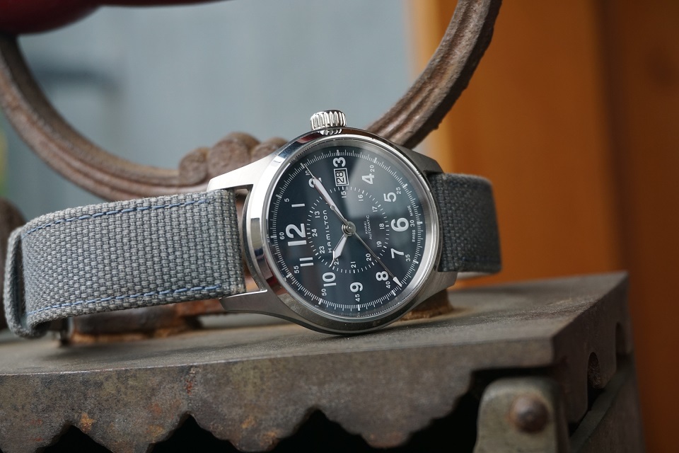 Jam tangan for sale: HAMILTON Khaki Field Automatic Blue Dial (SOLD)
