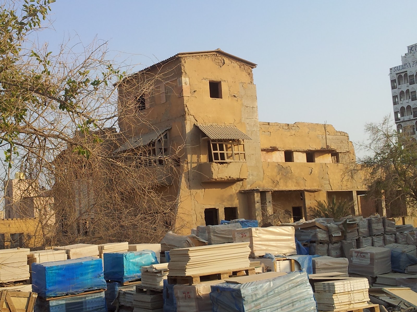 Life in Kuwait Blog: Last of the Old Kuwaiti Houses