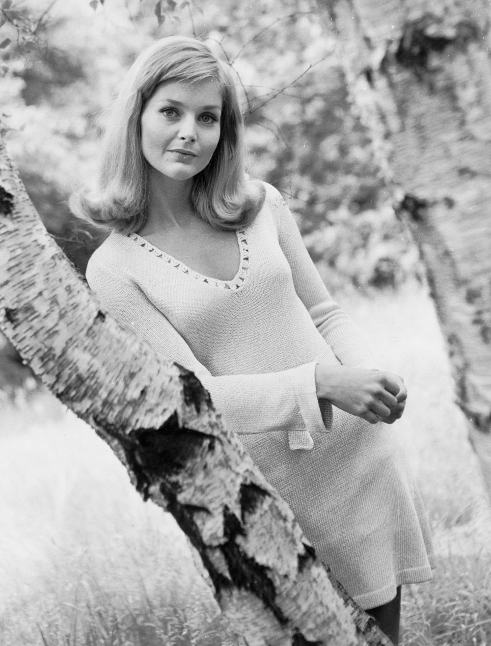 It's The Pictures That Got Small ...: THE THURSDAY GLAMOUR 15!