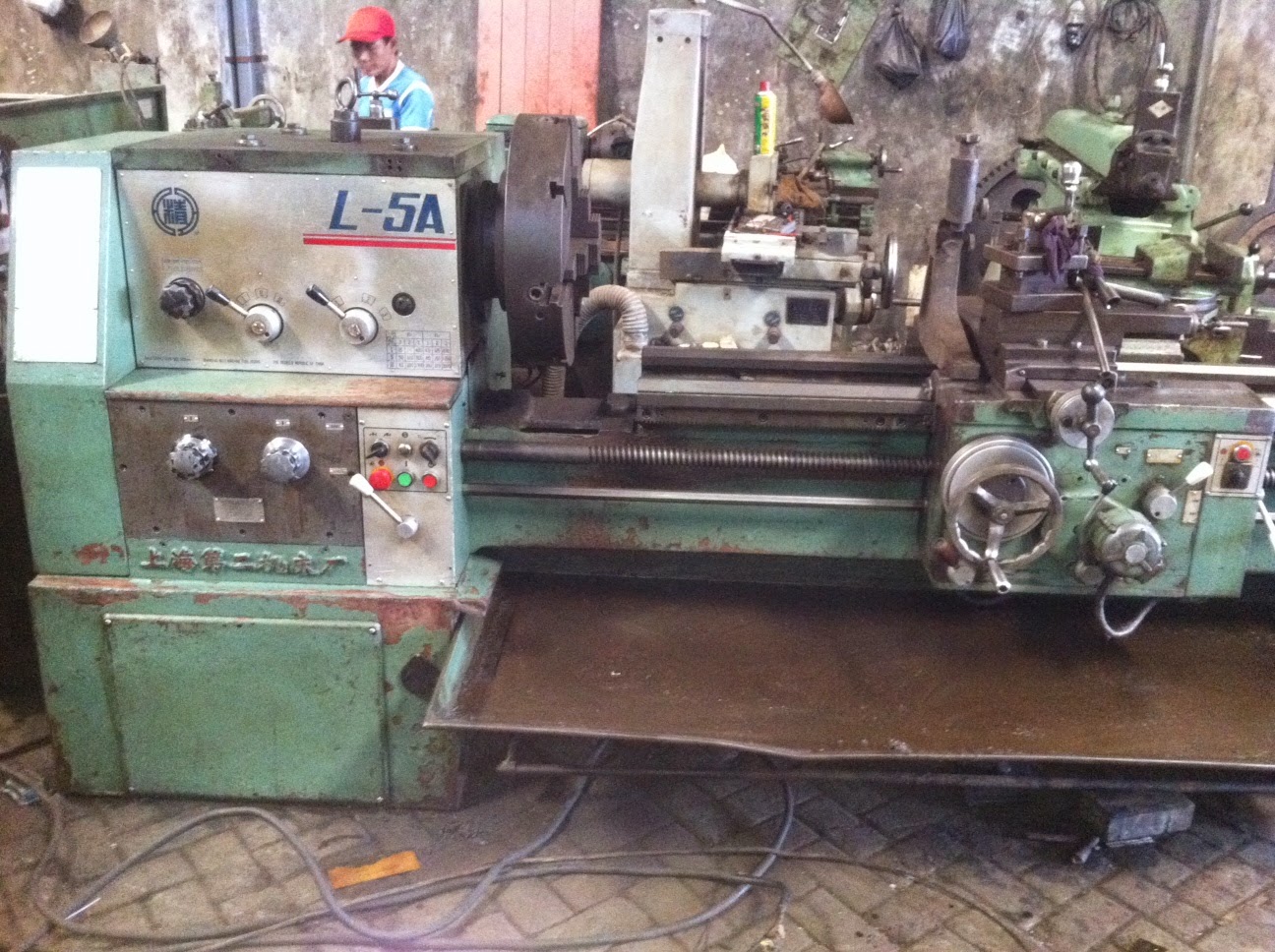 Jual Mesin Bubut Bekas: 2015 Jual Mesin Bubut Bekas: 2015