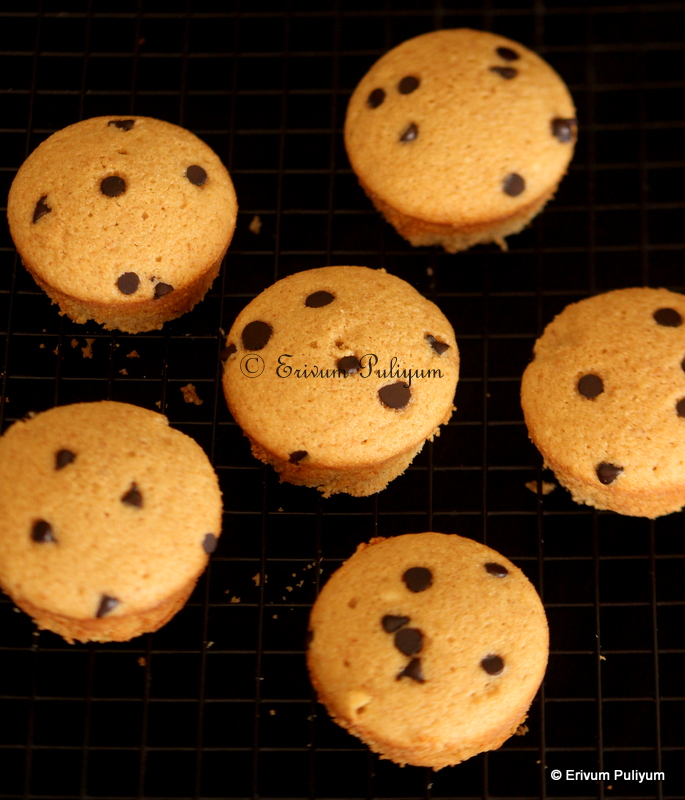 Erivum Puliyum: Foxtail Millet Muffins | Thinai Muffins(Step by Step Pics)