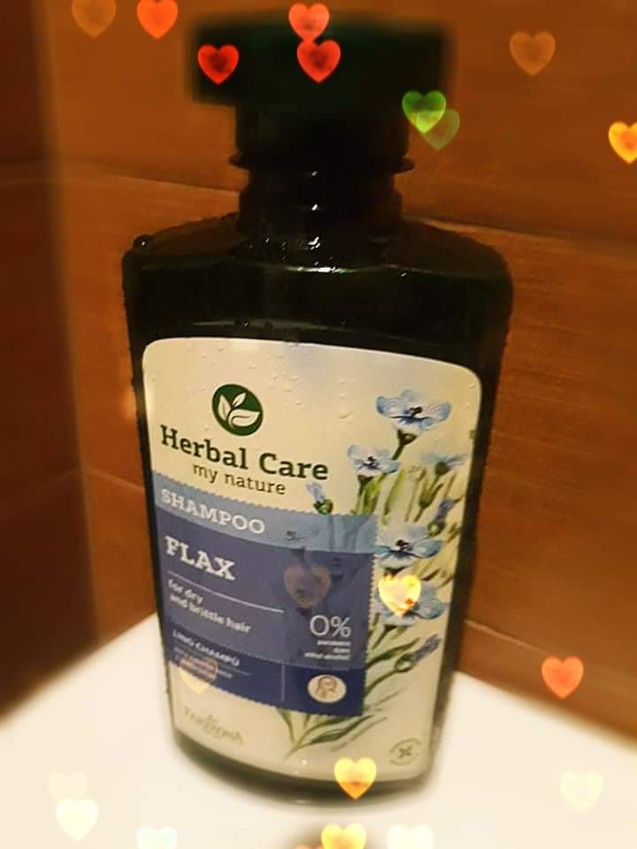 Nuestras Cositas: Champú de Lino de Farmona // Farmona flax shampoo