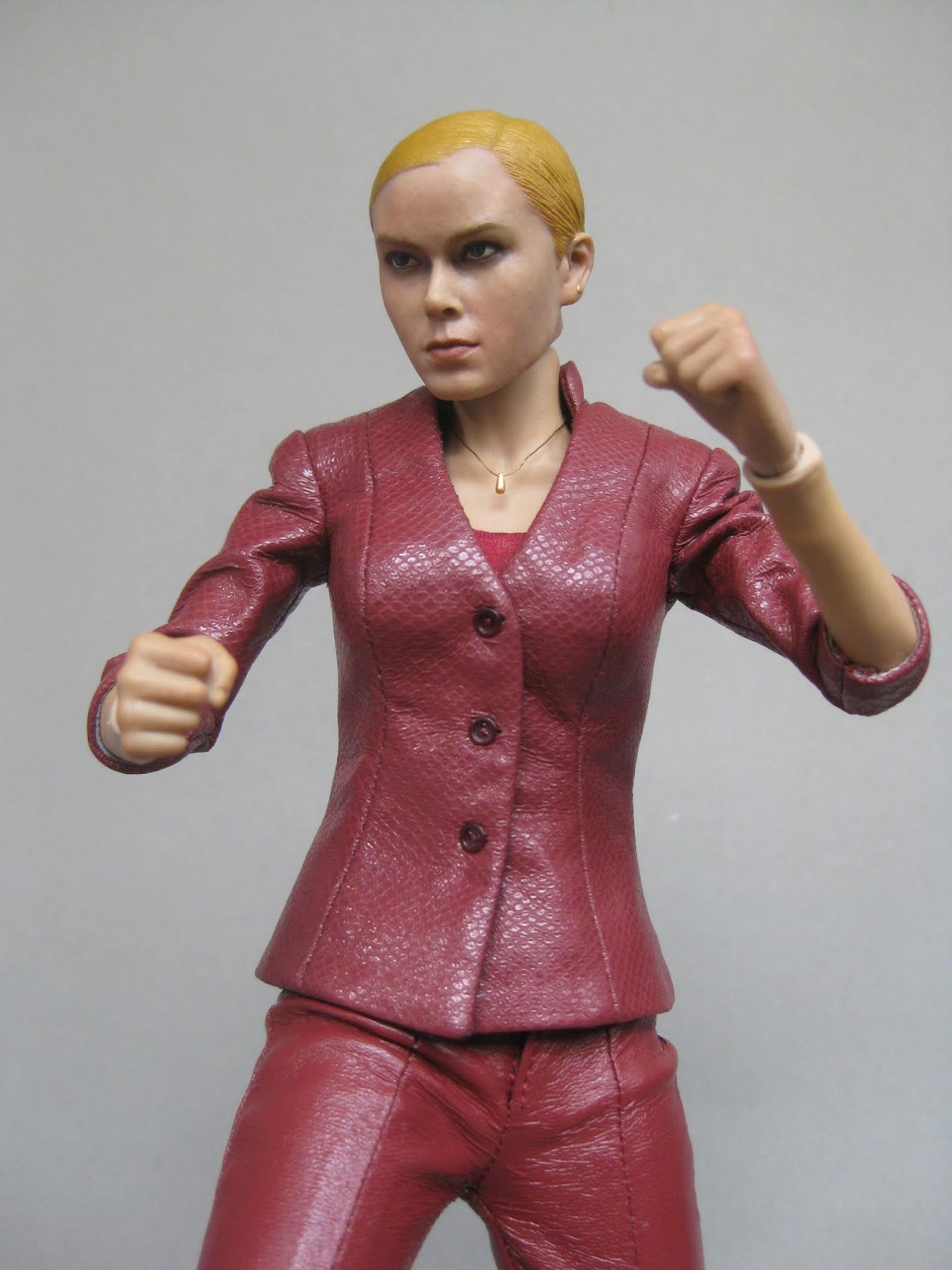 deSMOnd Collection: Pop Toys 1/6 "Terminator TX" in T3 Pt.2