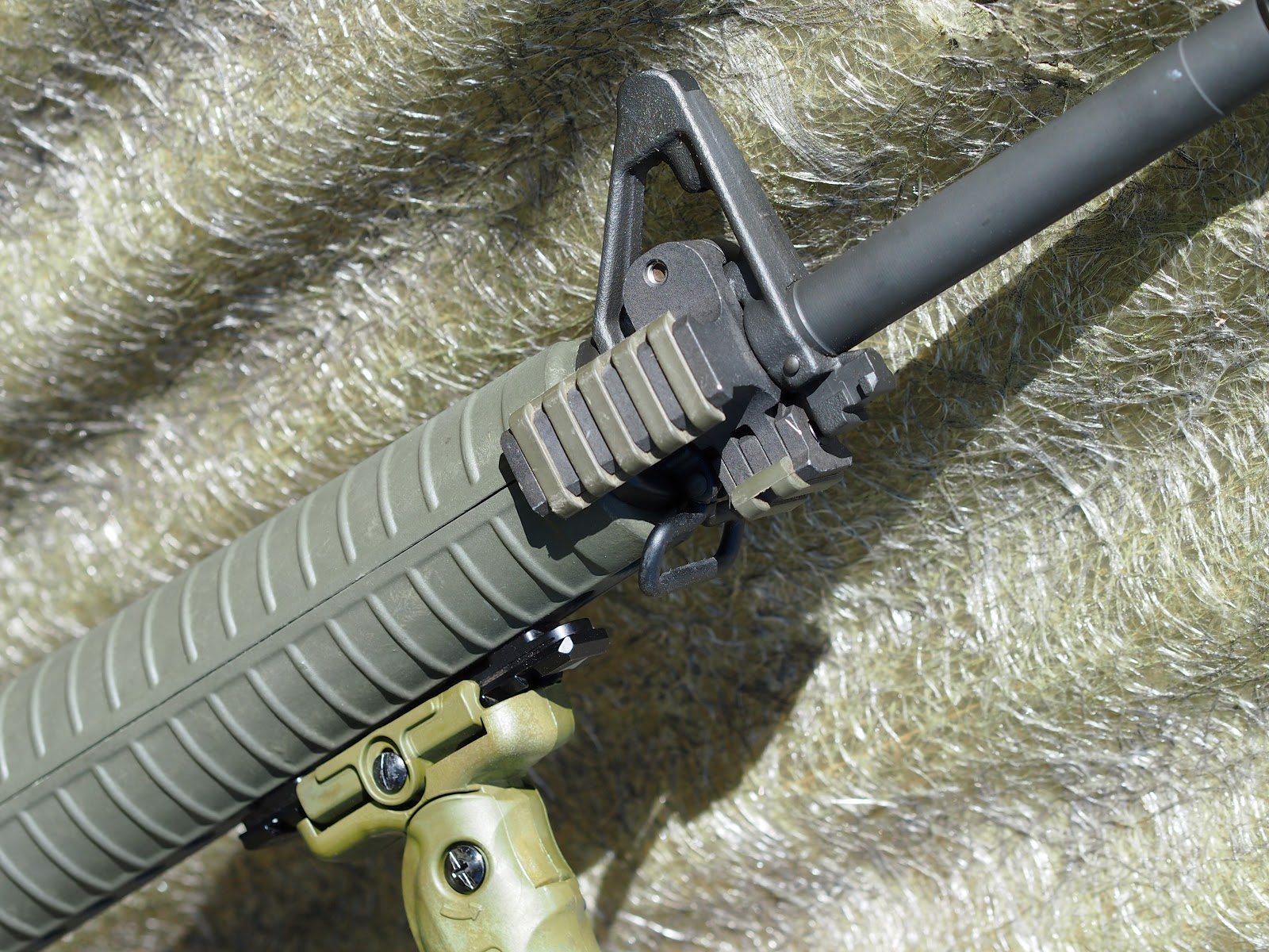 Mister Donut's Firearms Blog: Painted my Colt Canada C8IUR CANSOFCOM clone