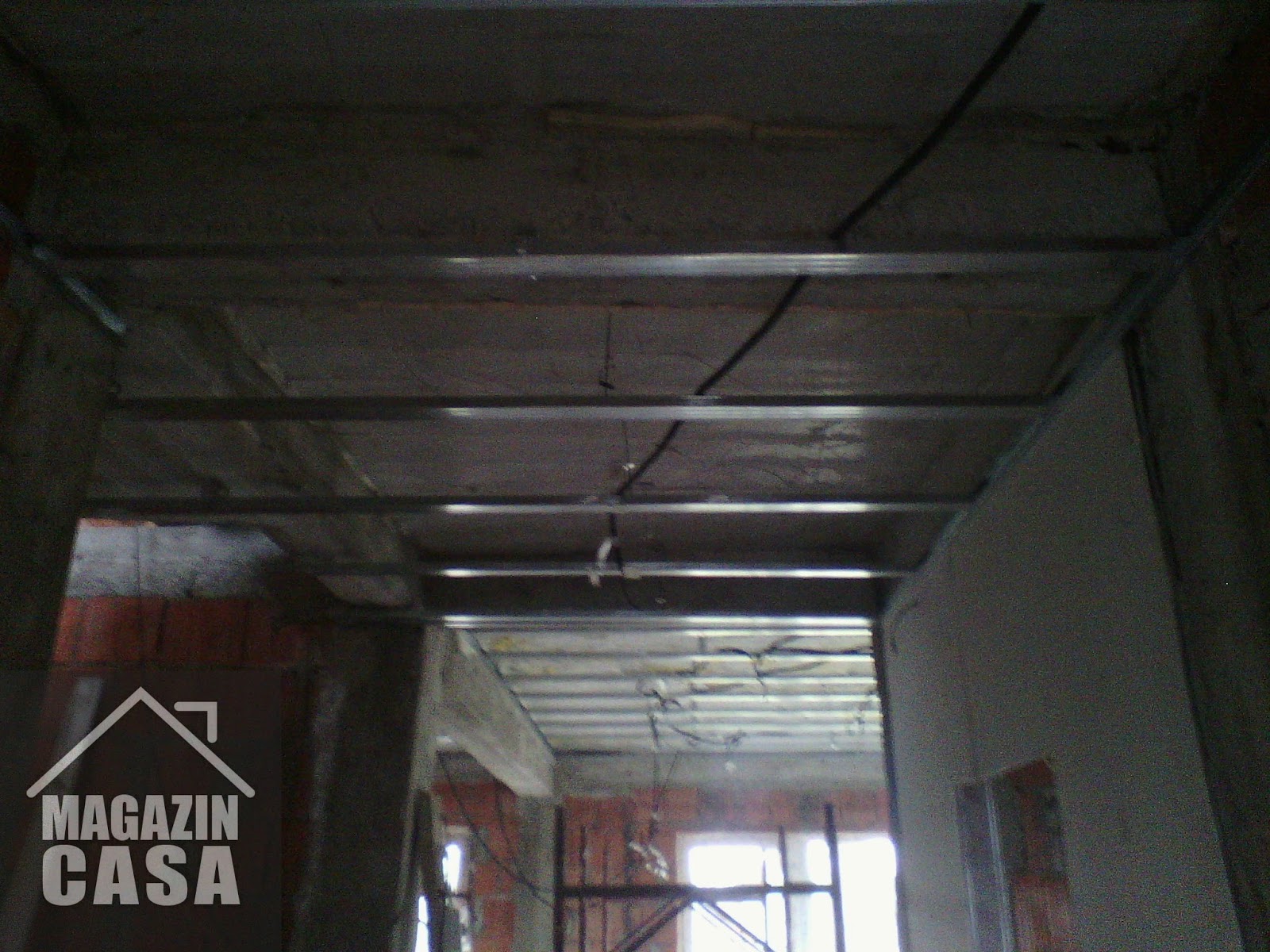 Arhiconstruct: Tavan rigips pe structura metalica