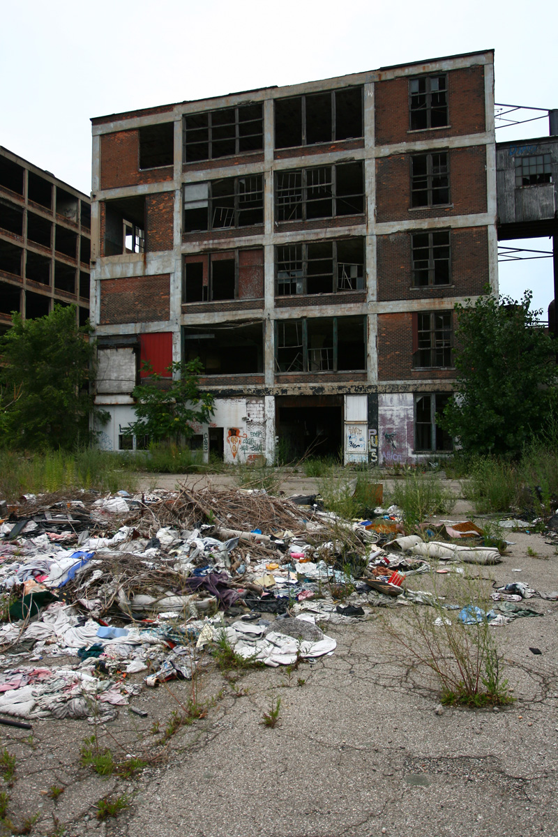 Predictable History, Unpredictable Past: The Destruction of Detroit ...