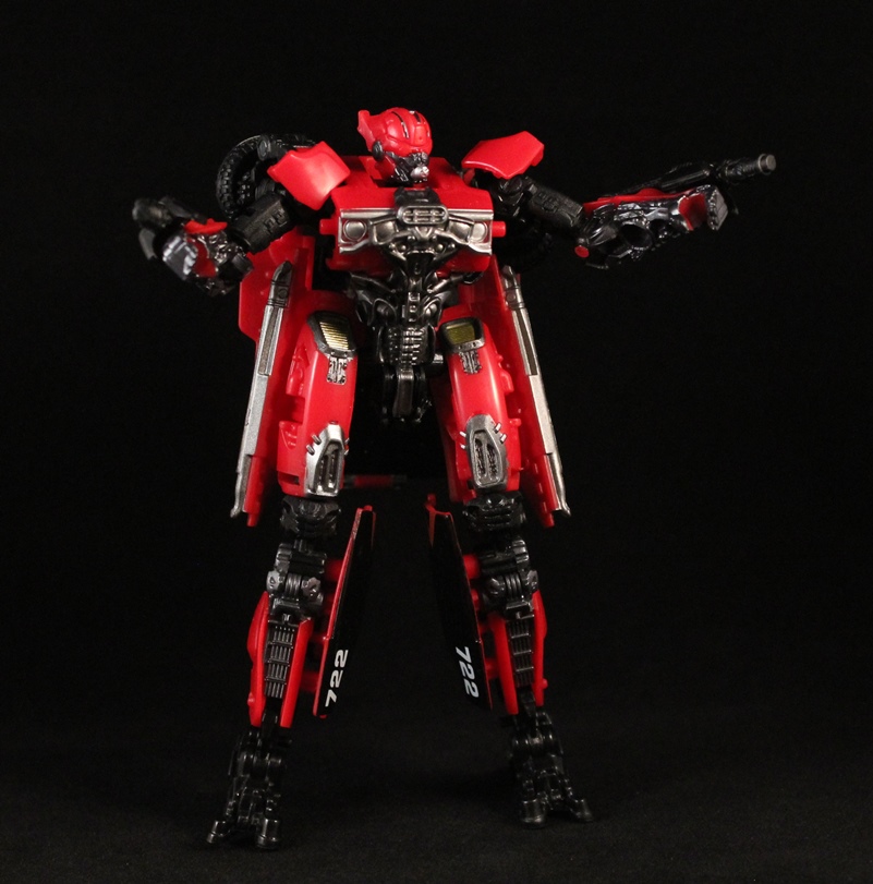 She's Fantastic: Transformers Studio Series - SHATTER!