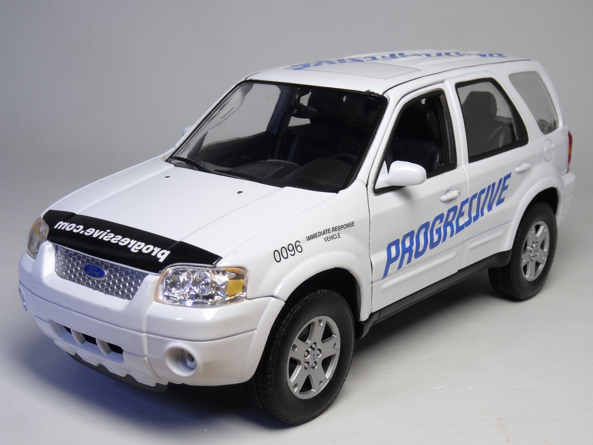 Modelli diecast 1:24 e dintorni: Progressive immediate response vehicles