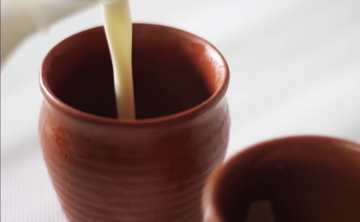 How to make Lassi at Home | Step by Step Punjabi Sweet Lassi Recipe ...