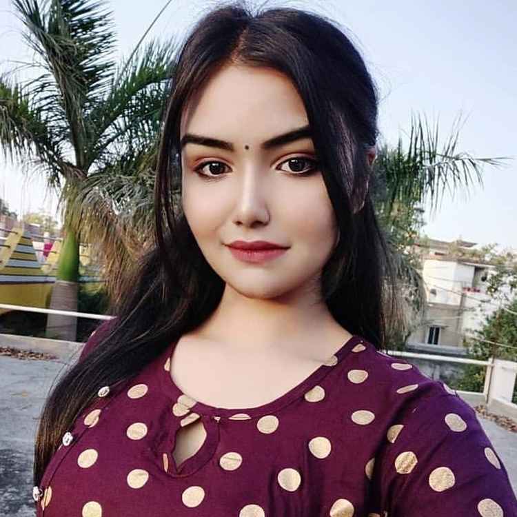 Geethika Jeshwi Wiki, Biography, Age, Boyfriend, Facts and More