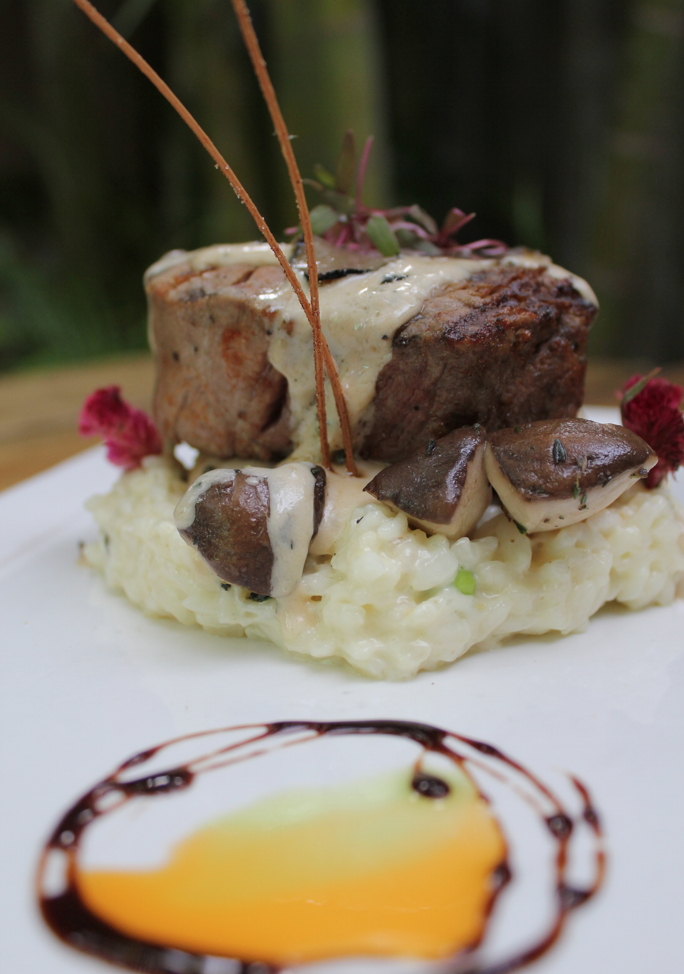 Scrumpdillyicious: The Cottage on Siesta Key: Tropical Fusion Cuisine