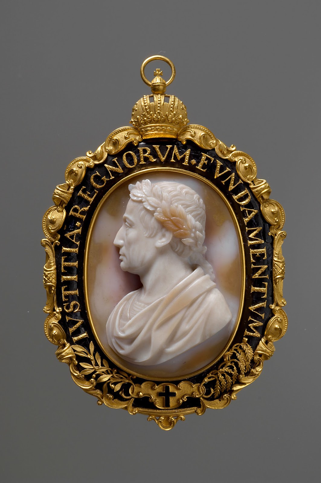 Spencer Alley: Portraits of the Moderns as Gems (Vienna)