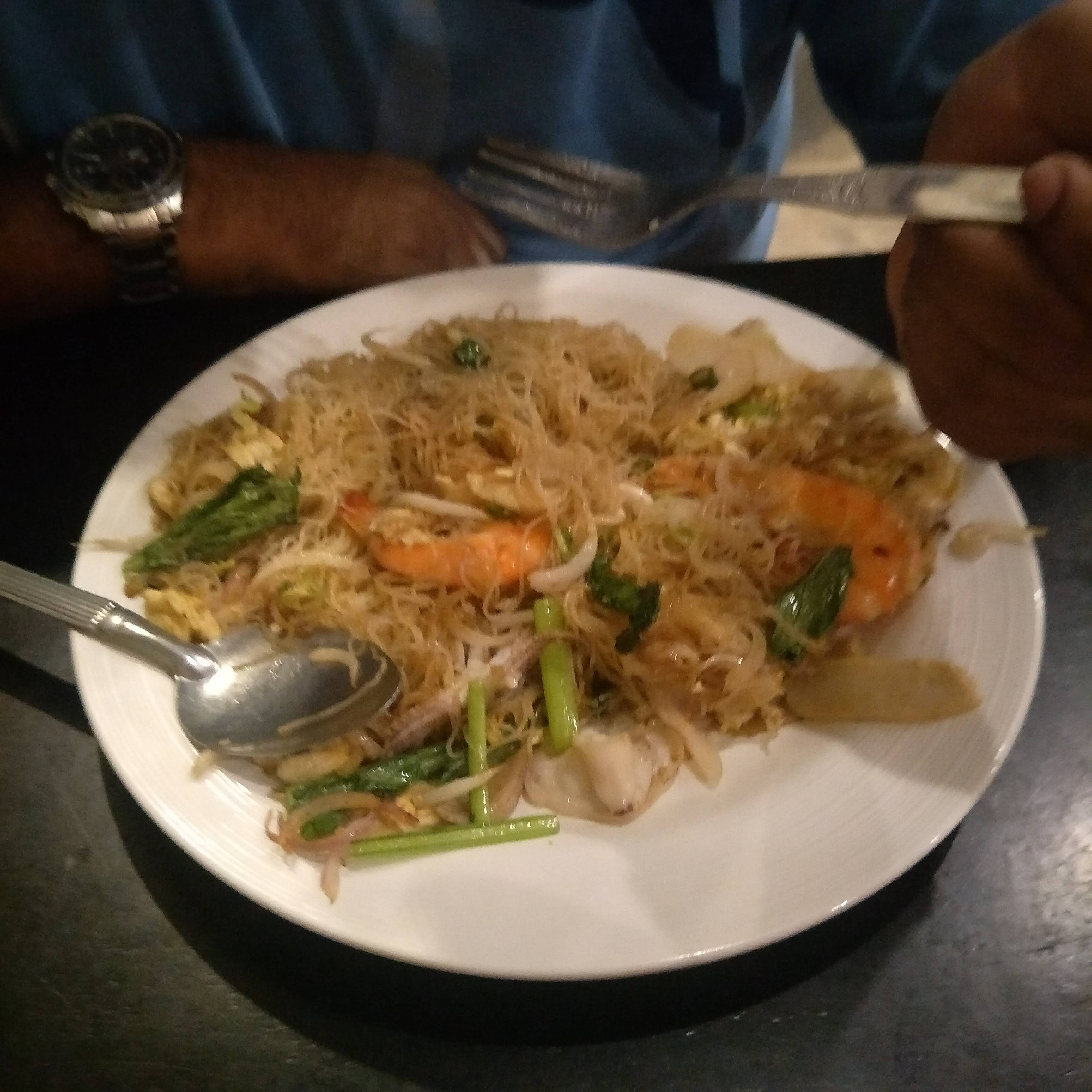 MENGOPI DI ADAM'S KITCHEN