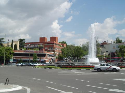 Mira por dónde: Edgar Neville en Mayte Commodore