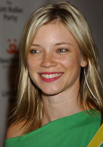 Nancynaked: Amy Smart Hot Pictures