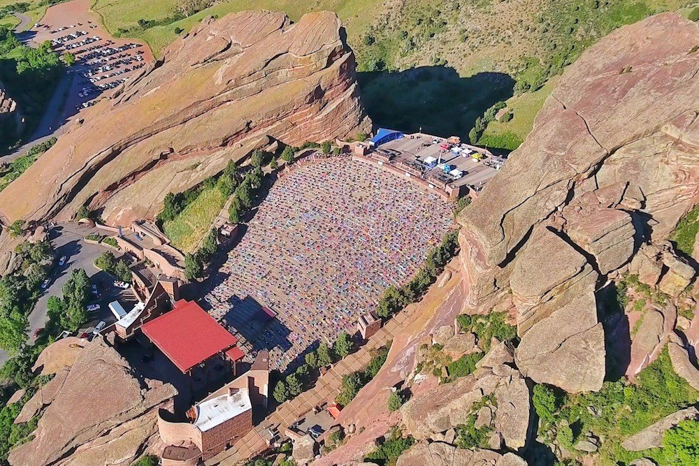 Red Rocks Park and Amphitheatre, Colorado (with Map & Photos)