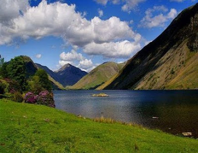 Most Beautiful Lakes Photos & Pictures: Worlds Most Beautiful Lakes in ...