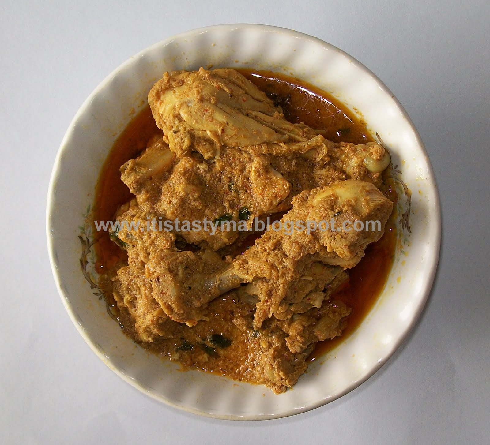 It is tasty ma!: Chicken/Mutton with Poppy Seed Paste