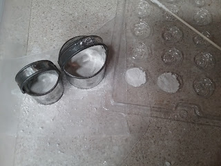 Talc White Cakes, 1834/1865 | Beth's Bobbins