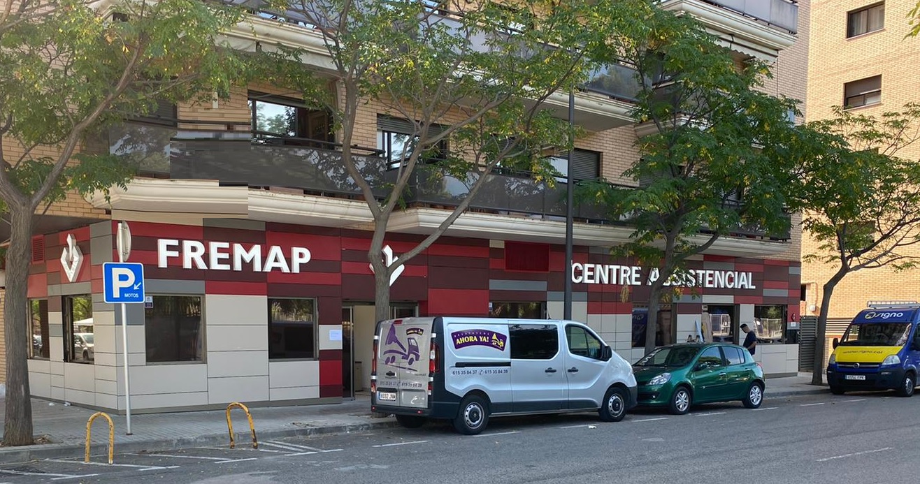 Trabaja en Fremap. "Envíar currículum"