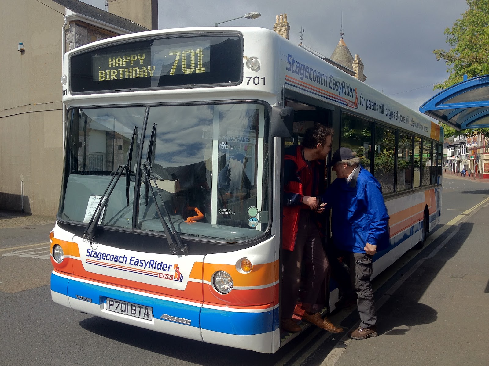 Torbay Bus Routes: Happy 15th Birthday, 701! :-)