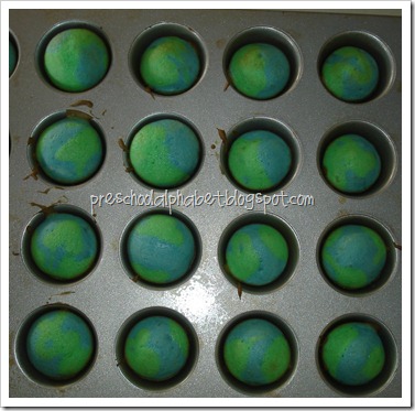 Letter E: Earth Craft, Earth Balloon Stamping, Earth Cupcakes, Earth ...