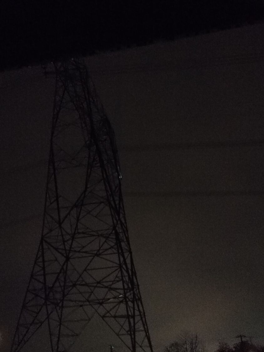 Effet couronne ou feu de Saint-Elme: Effet couronne photographier a ...