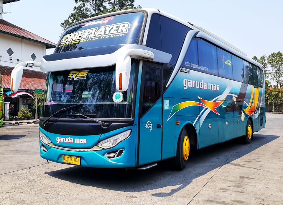 Gambar Foto Bus Garuda Mas Terbaru (Tingkat DD, SHD Jetbus, dll ...