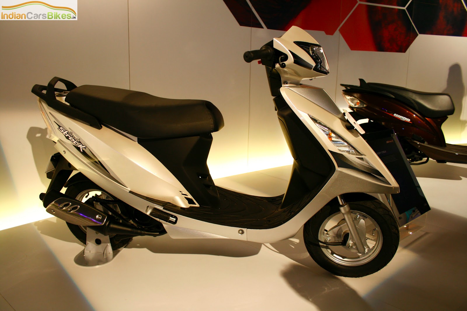 creative wallpapers 4 you: scooty-wallpapers-in-hd