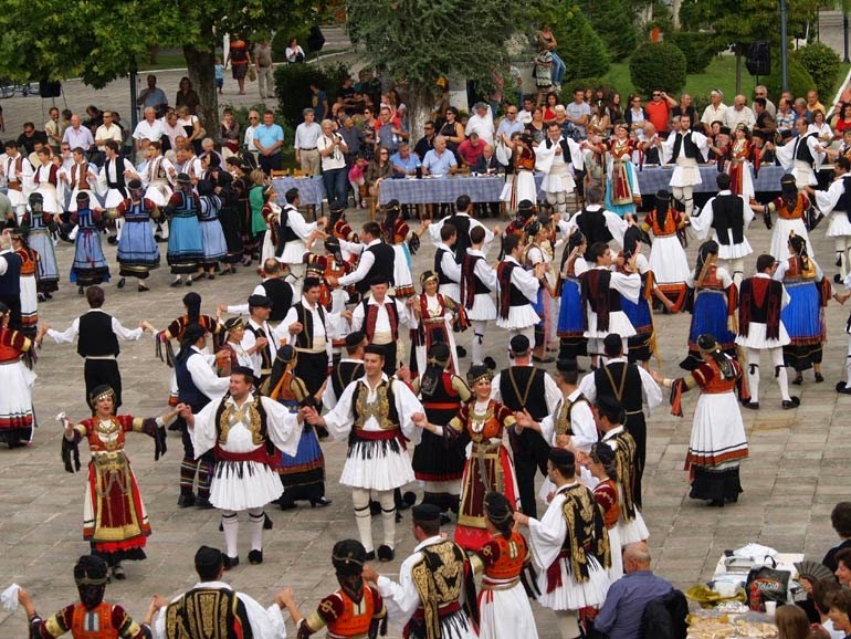 ΑΠΟ ΤΟΥΣ ΚΑΡΑΓΚΟΥΝΗΔΕΣ Ο ΠΙΟ ΤΥΧΕΡΟΣ ΕΙΝΑΙ ΕΚΕΙΝΟΣ ΠΟΥ ΤΑ ΧΑΡΑΜΑΤΑ ΘΑ ...