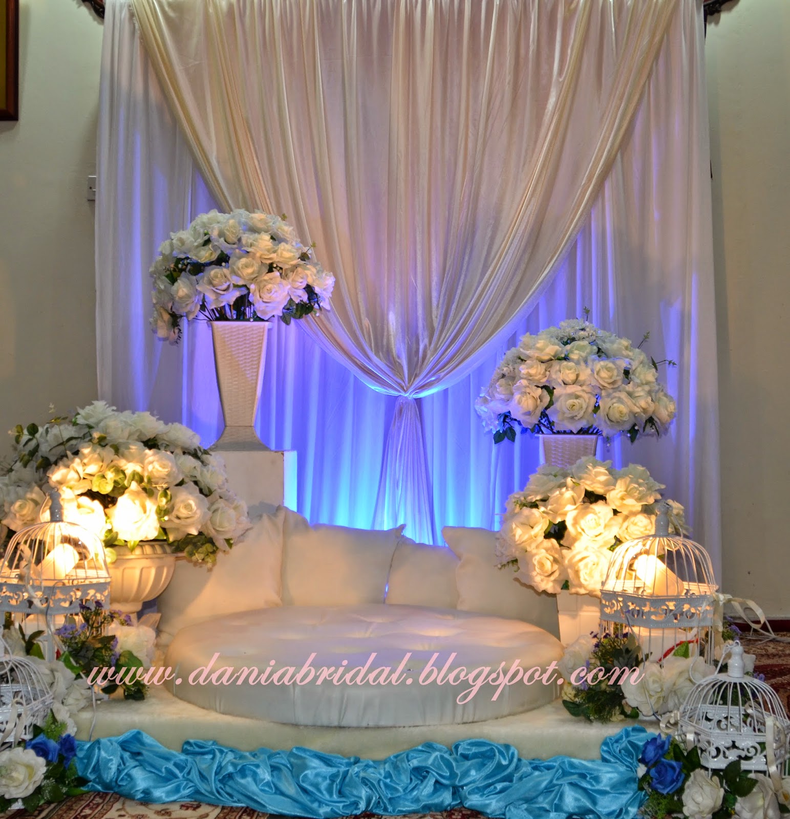 MINI PELAMIN TUNANG TEMA PUTIH ~ BUTIK PENGANTIN DANIA