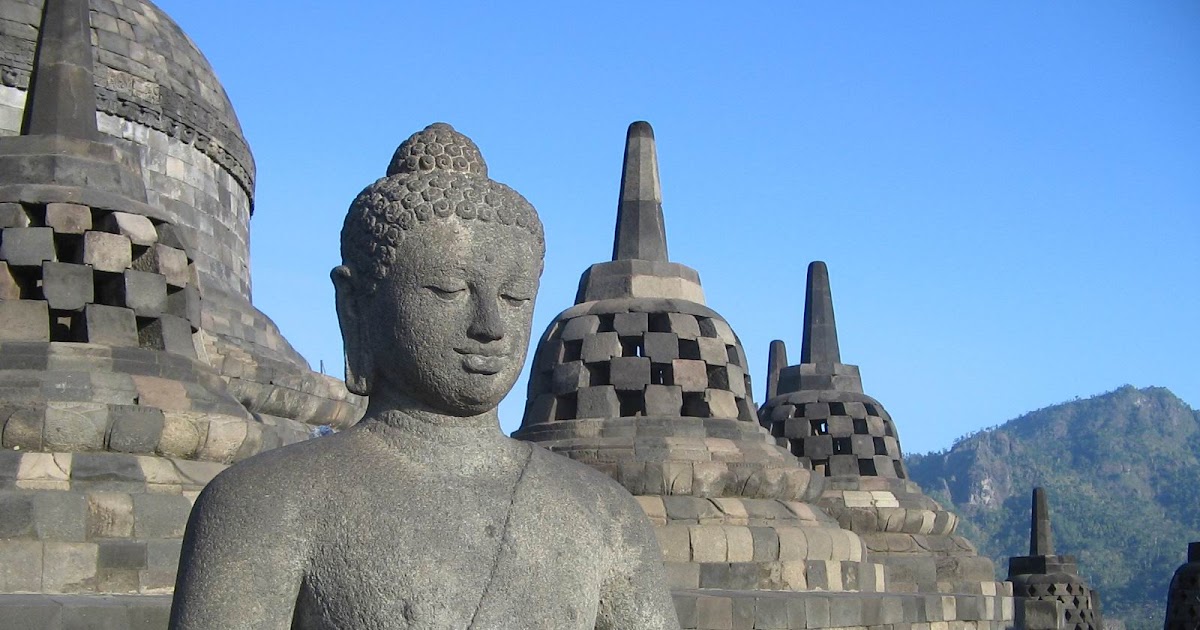 STUPA: Arti Candi Borobudur