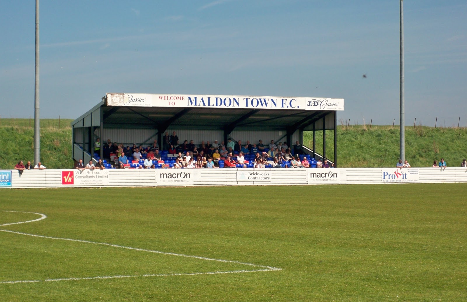 Football Grounds visited by Richard Bysouth: Maldon & Tiptree FC