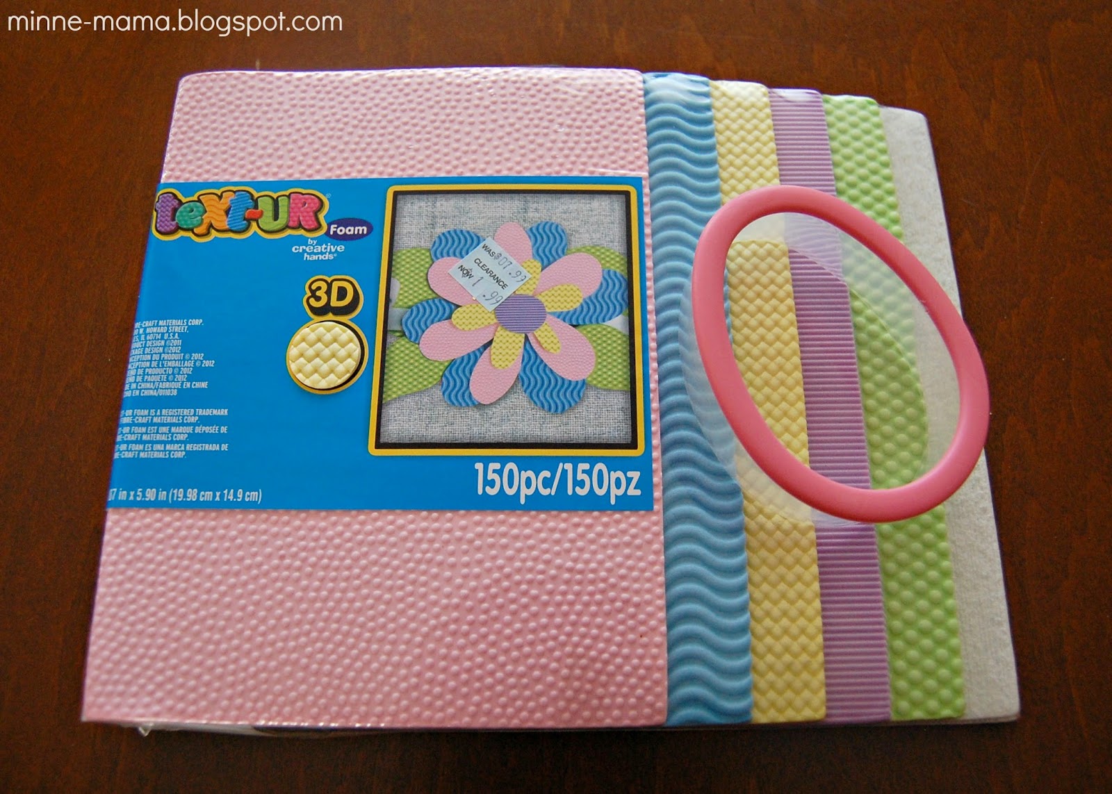 Minne-Mama: Easter Egg Hunt Contact Paper Play