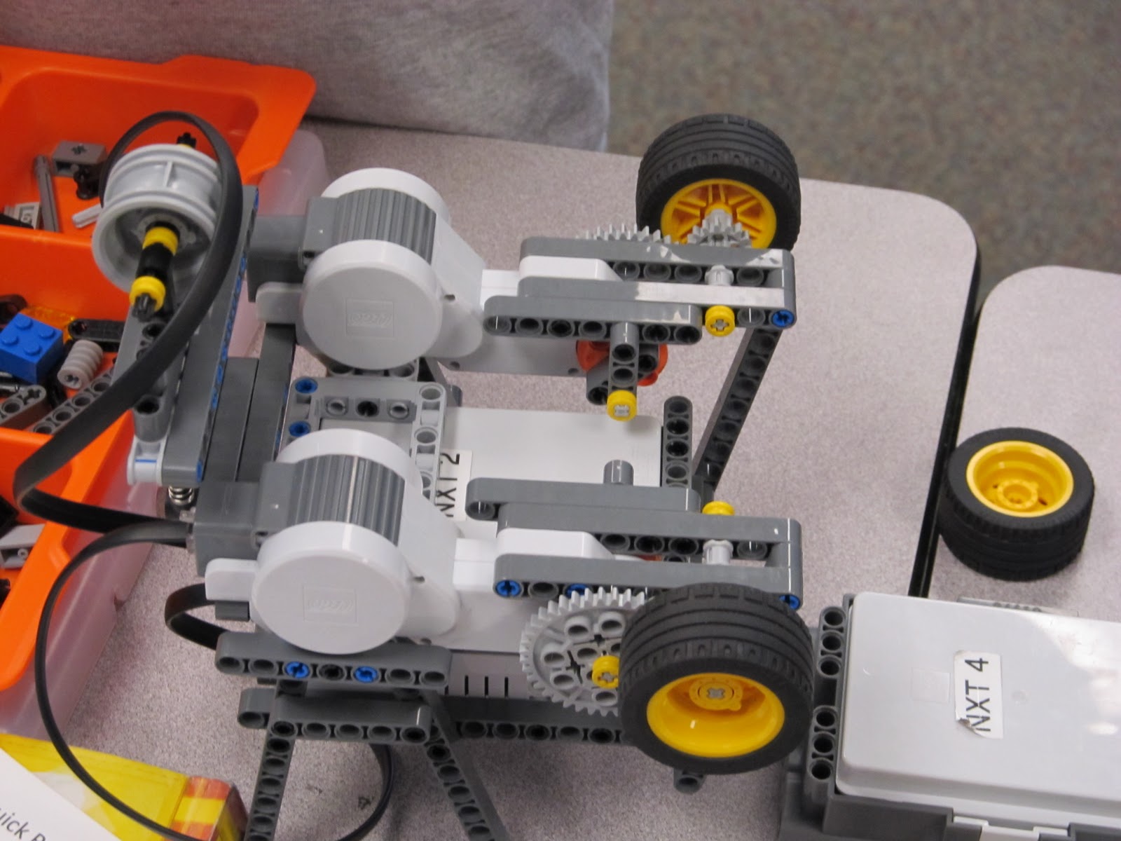 PdS Robotics: Robot Design