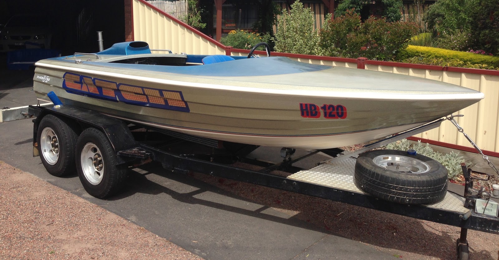 AUSSIE SKIBOATS: "CATCH"