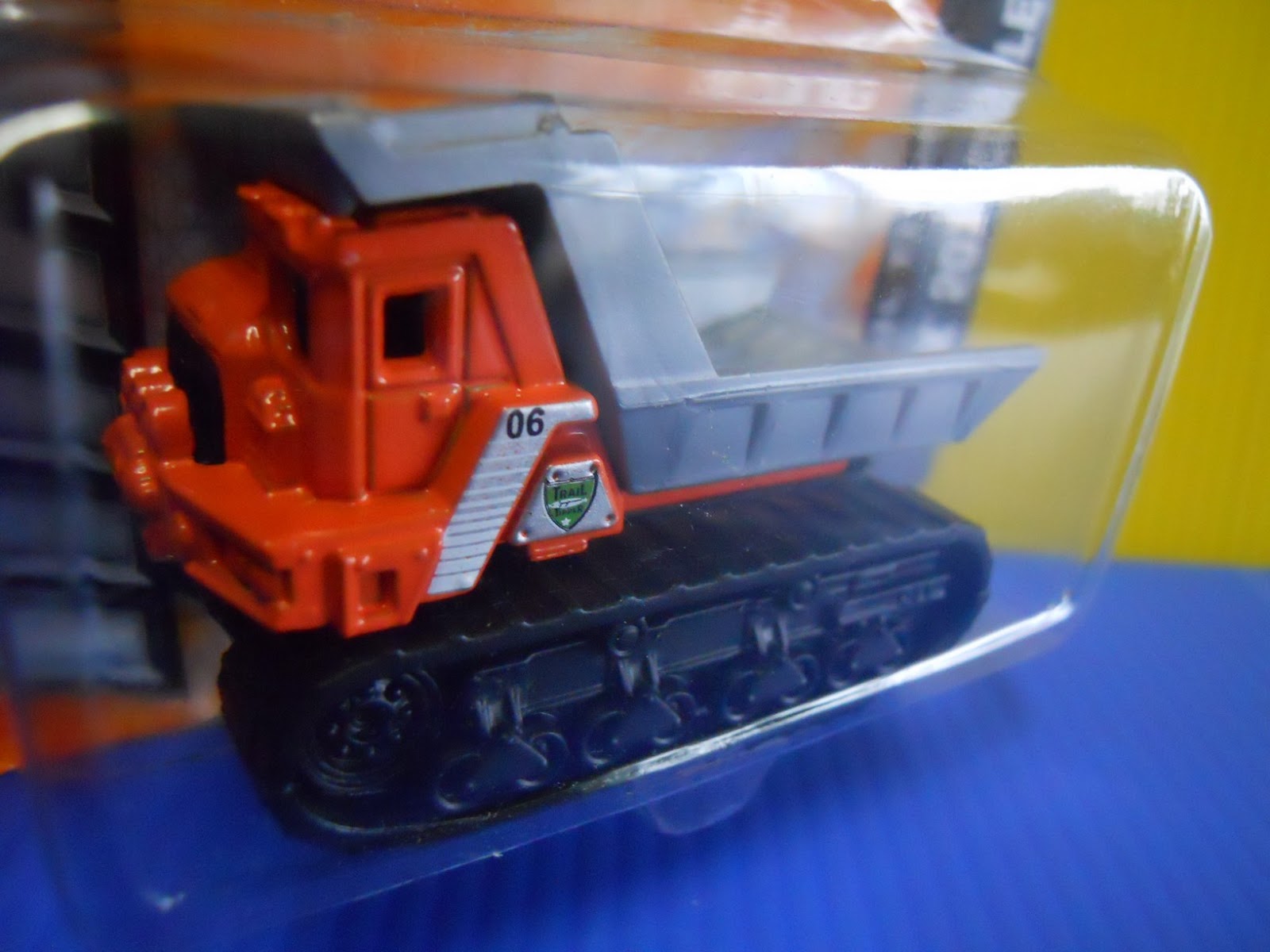 Dexters Diecasts (DexDC): Matchbox 2013 #113 ~ Trail Tipper