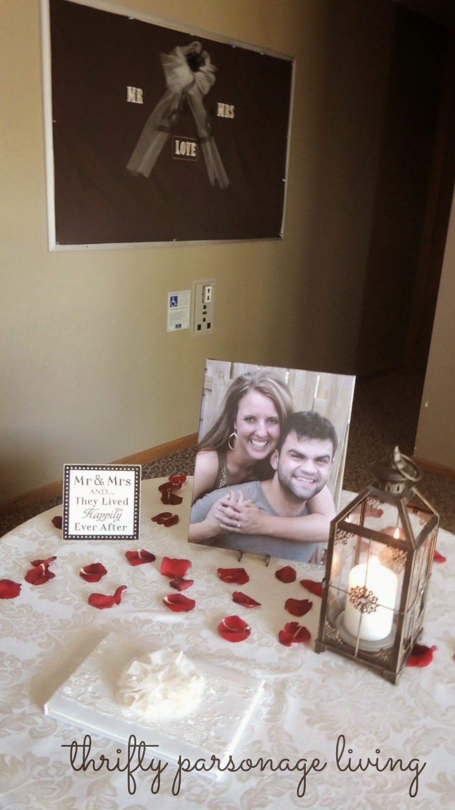 Thrifty Parsonage Living: DIY WEDDING ~ WEDDING WEDNESDAY