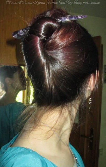 Flipped bun tutorial - Hair Style Guide