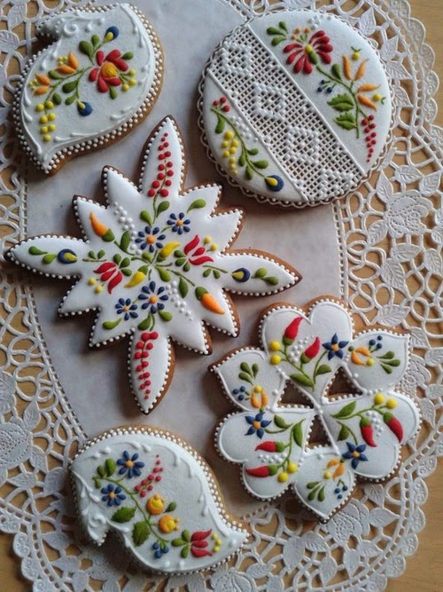 I Have Seen The Whole Of The Internet: Doily Themed Iced Biscuits