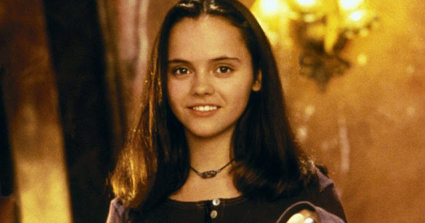 The Casper Portal Blog: Christina Ricci as "Kat" Harvey in the ...