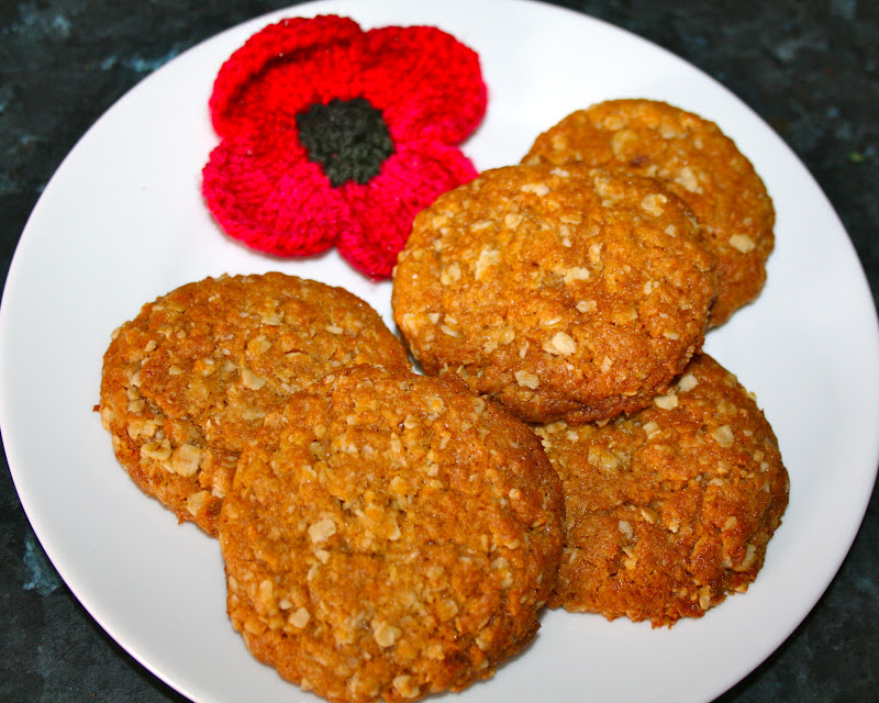 Eat, Knit, Love. . .: Eat. . . Anzac biscuits