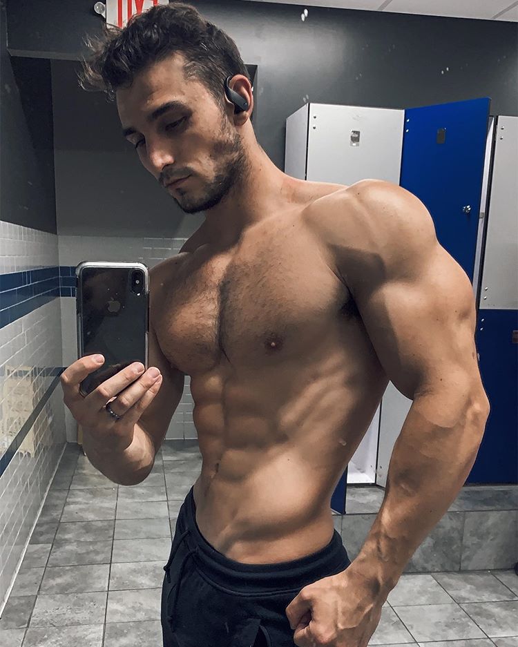 Muscle, Muscle, Muscle: Justin Howells